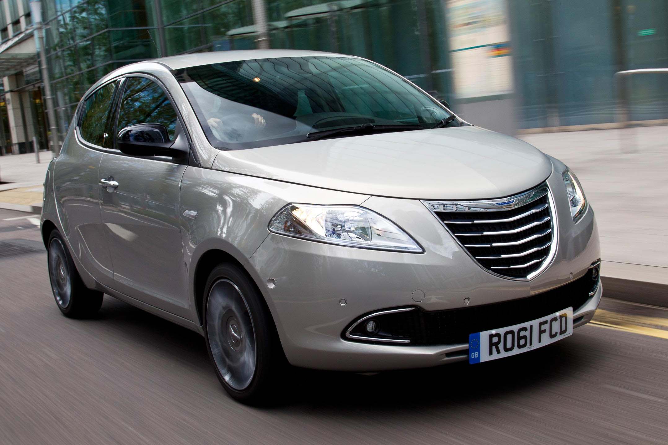 Chrysler's Ypsilon and Delta are a premium pair - Wheel World Reviews