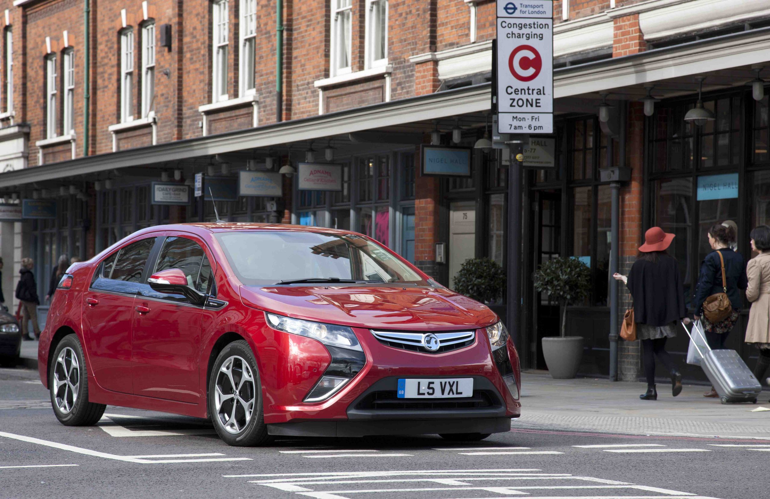 Plug in to new thinking with Vauxhall's Ampera - Wheel World Reviews