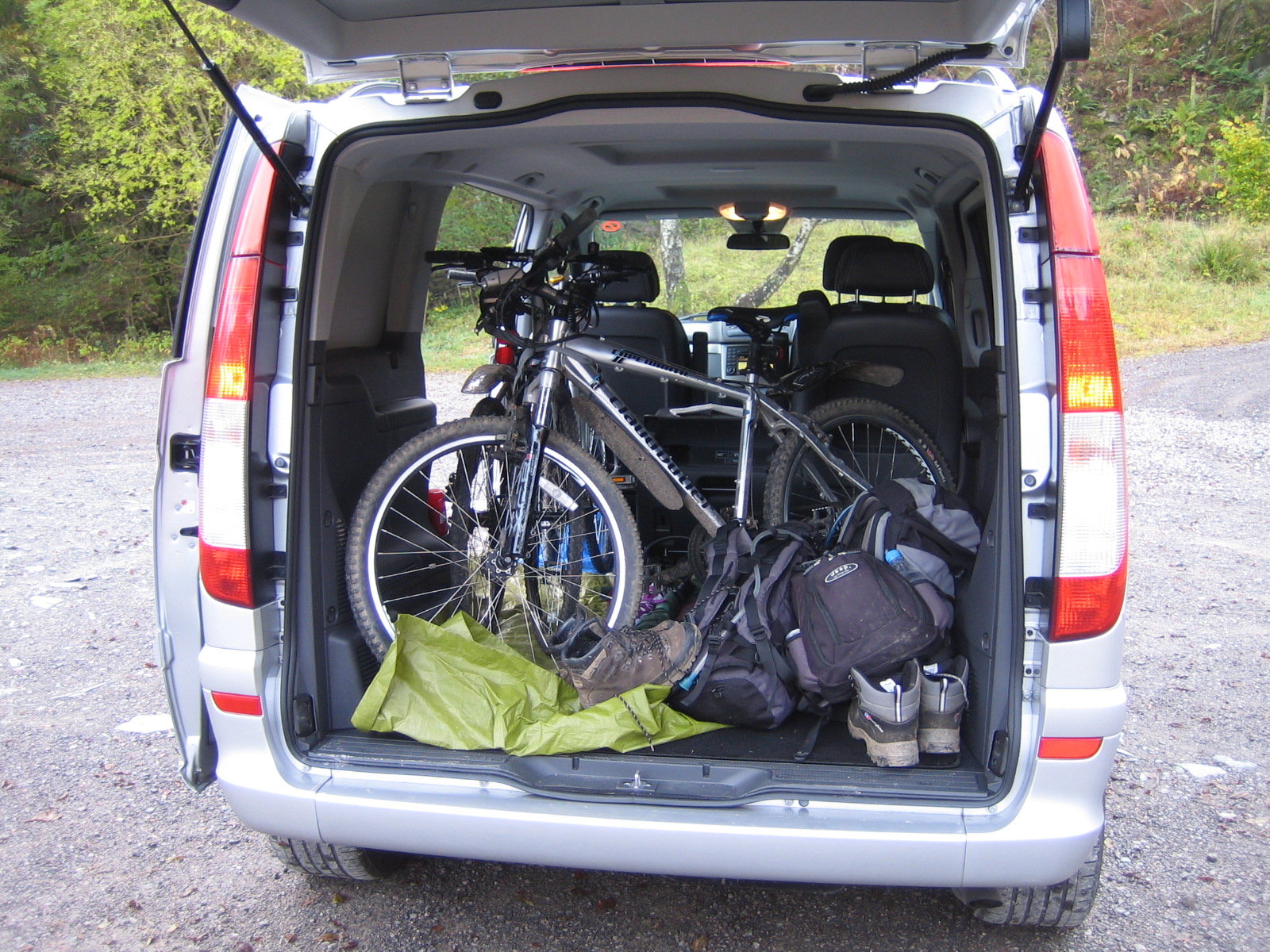 Mercedes-Benz Vito Sport-X Compact Dualiner 122CDI - Wheel World Reviews