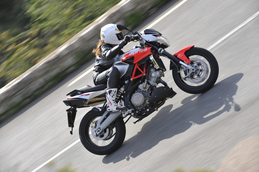 The Aprilia Shiver - Wheel World Reviews