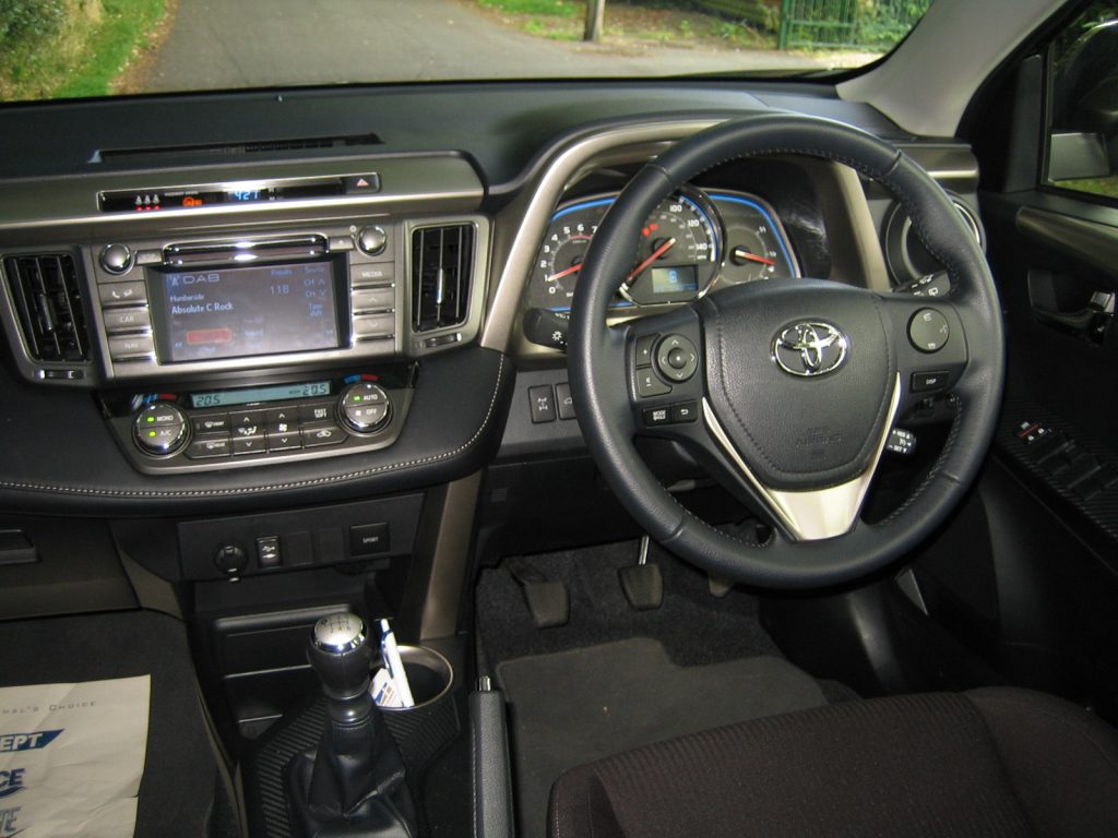 Toyota Rav4 Icon 2.2 L road test and review